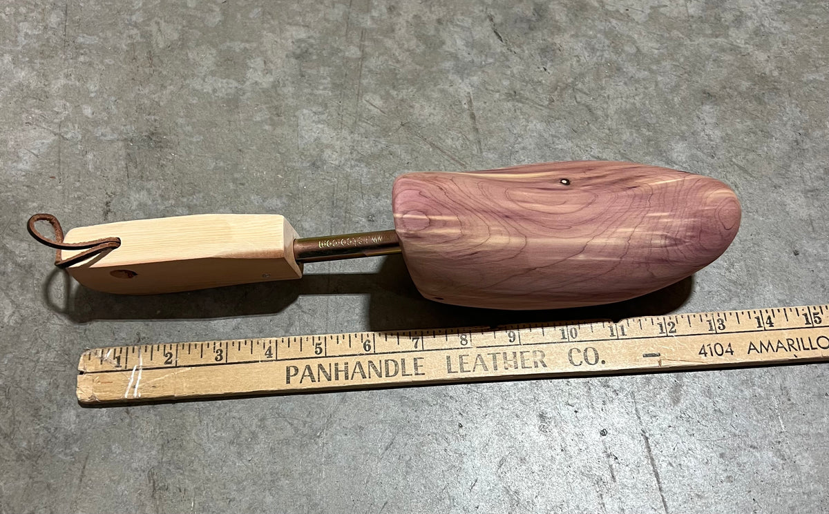 Cedar Boot Trees – Panhandle Leather Co.